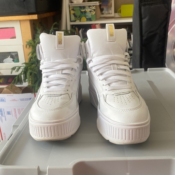 Puma | Shoes | Puma White Hightop Sneakers Excellent Condition Womens 7 ...